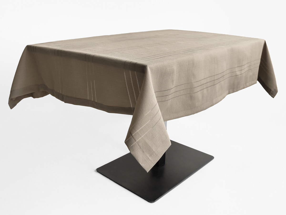 Ubrus STRIPE - kávový 120x160 cm - Rodinné balení